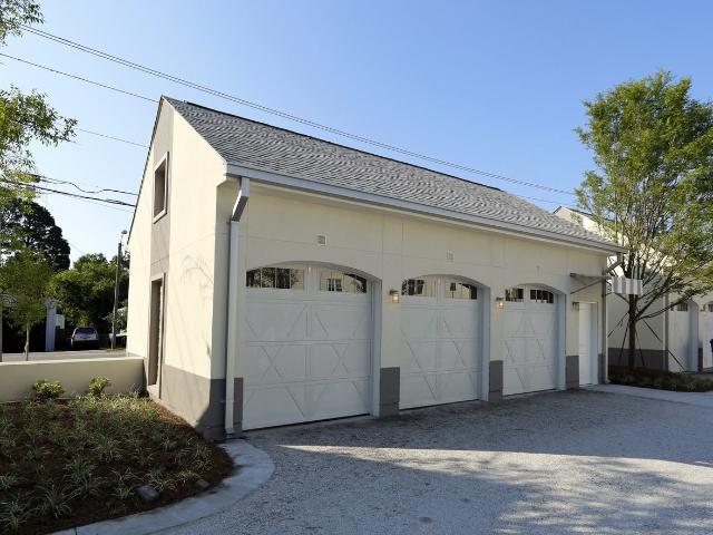 Link Apartments® Mixson 1 Bedroom Apartment for Rent at 4501 Mixson Avenue, North Charleston, SC 29405