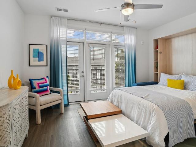 Link Apartments® Mint Street 1 Bedroom Apartment for Rent at 1200 S Mint St, Charlotte, NC 28203 The South End