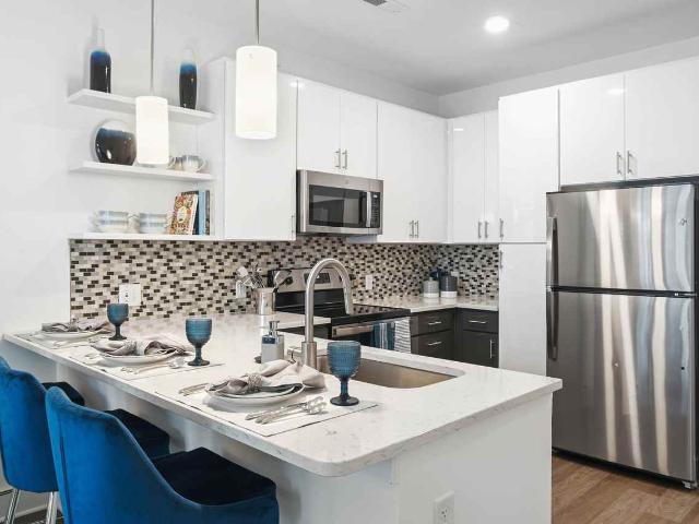 Link Apartments® Mint Street Studio Apartment for Rent at 1200 S Mint St, Charlotte, NC 28203 The South End