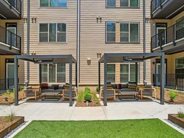 Link Apartments® NoDa 36th Studio Apartment for Rent at 3500 Philemon Ave, Charlotte, NC 28206 NoDa