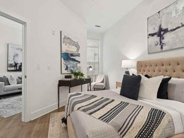 Link Apartments® NoDa 36th 1 Bedroom Apartment for Rent at 3500 Philemon Ave, Charlotte, NC 28206 NoDa