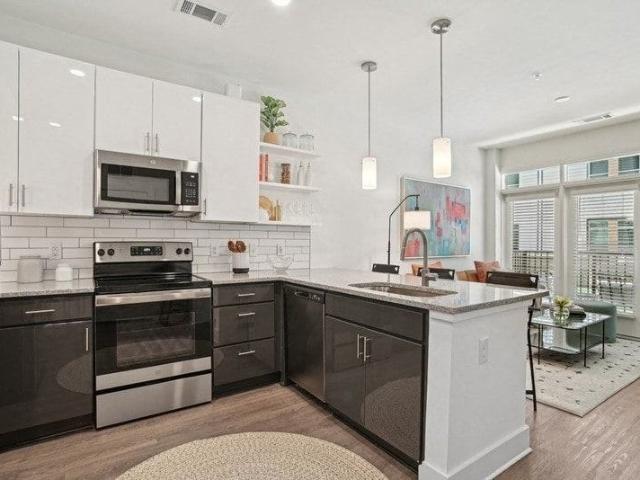Link Apartments® NoDa 36th 2 Bedroom Apartment for Rent at 3500 Philemon Ave, Charlotte, NC 28206 NoDa