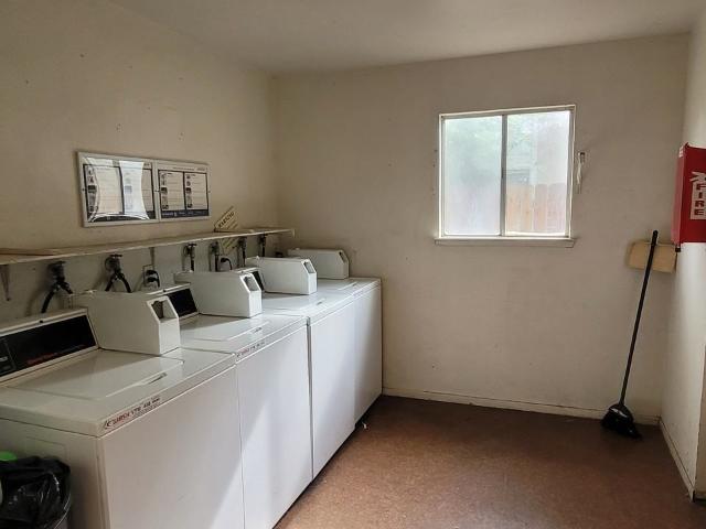 Link Care Housing 1 Bedroom Apartment for Rent at 1734 W Shaw Ave, Fresno, CA 93711