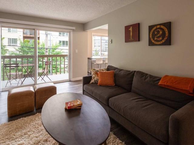 Link 14 1 Bedroom Apartment for Rent at 10014 5th Ave Ne, Seattle, WA 98125 Maple Leaf