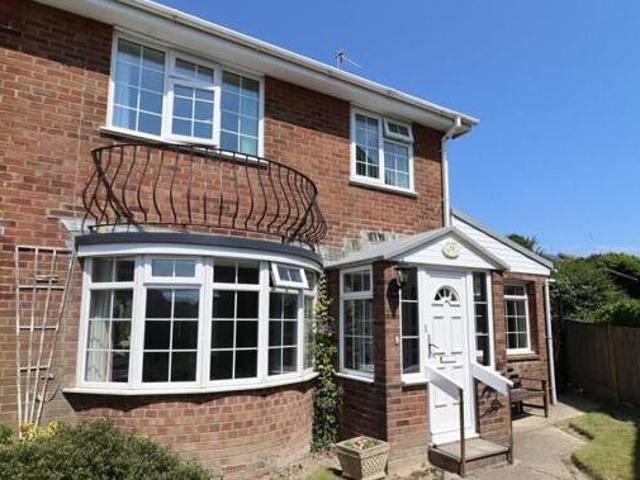 Links Drive, Bexhill on sea, 3 Bedroom Semi detached