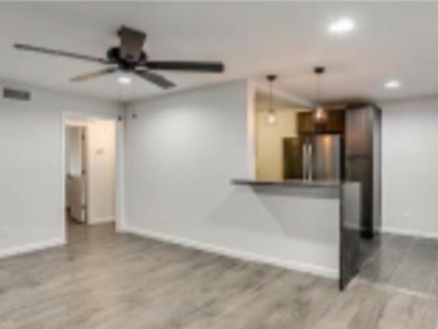 Links on Gaston 1 Bedroom Apartment for Rent at 4931 Gaston Ave, Dallas, TX 75214