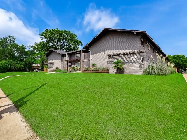 Links on Gaston 2 Bedroom Apartment for Rent at 4931 Gaston Ave, Dallas, TX 75214