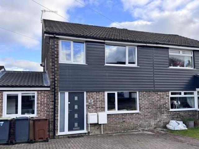 Links Road, Chapel en le frith, 4 Bedroom Semi detached