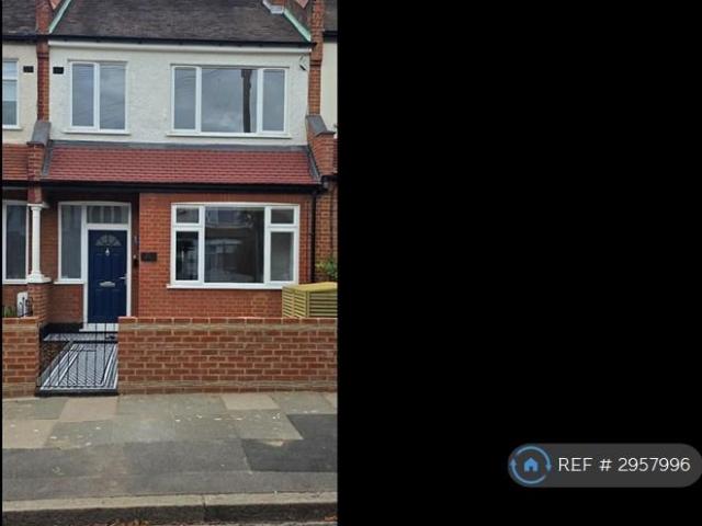 Links Road, London, SW17 3 bed terraced house to rent £4,750 pcm £1,096 pw