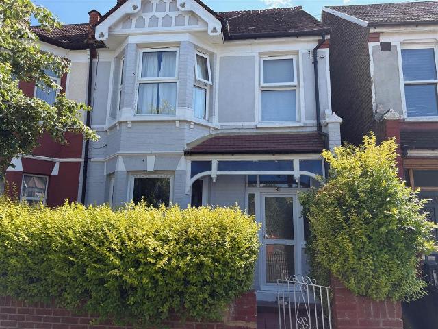 Links Road, Tooting SW17, 4 bed terraced house to rent, £3,000 pcm | PrimeLocation