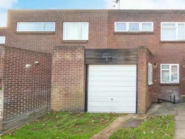 Linksway, London, NW4 1JR, United Kingdom | 4 bed house for rent #138103200 | Rentberry