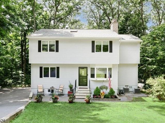 Linnea Pl, Ringwood, Home For Sale