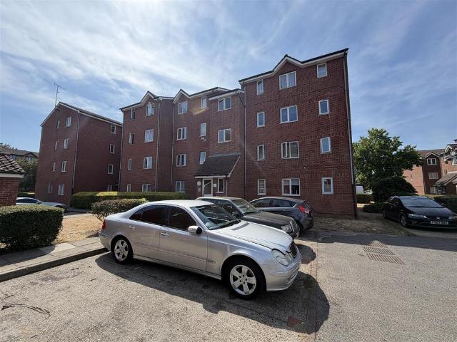 Linnet Close, Edmonton N9 1 bed flat to rent £1,300 pcm £300 pw
