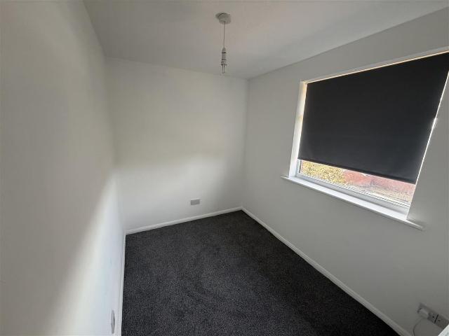 Linnet Close, Edmonton N9, 1 bed flat to rent, £1,300 pcm | PrimeLocation