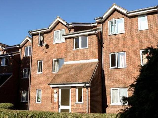 Linnet Close, London, 1 Bedroom Flat
