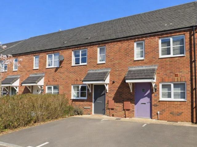 Linnet Road, Bodicote, Oxon OX15, 2 bed terraced house to rent, £1,300 pcm | PrimeLocation