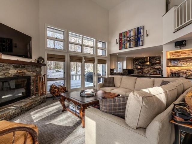 Linscott Rd, Winhall, Home For Sale