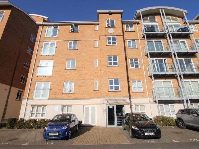 Lion Court, Northampton NN4, 2 bed flat to rent, £1,000 pcm | PrimeLocation