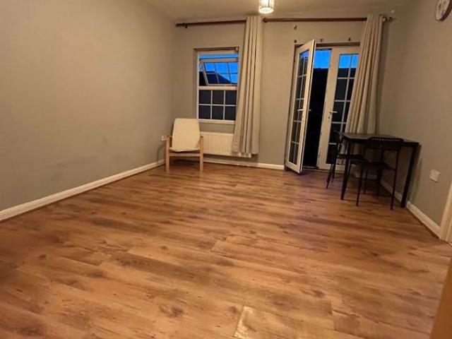 Lion Court, Northampton NN4, 2 bed flat to rent, £1,000 pcm | PrimeLocation