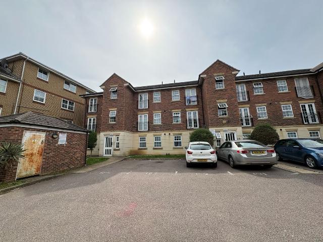 Lion Court, Northampton NN4, 2 bed flat to rent, £1,100 pcm | PrimeLocation