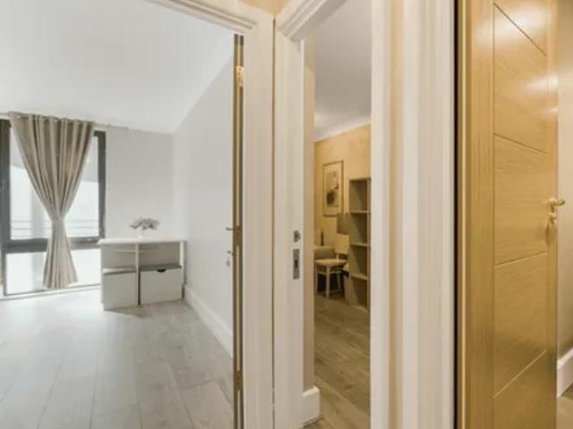 Lion Court, 435 The Highway, Ratcliffe, London, E1W 3HY, United Kingdom | 2 bed apartment for rent #132862173 | Rentberry