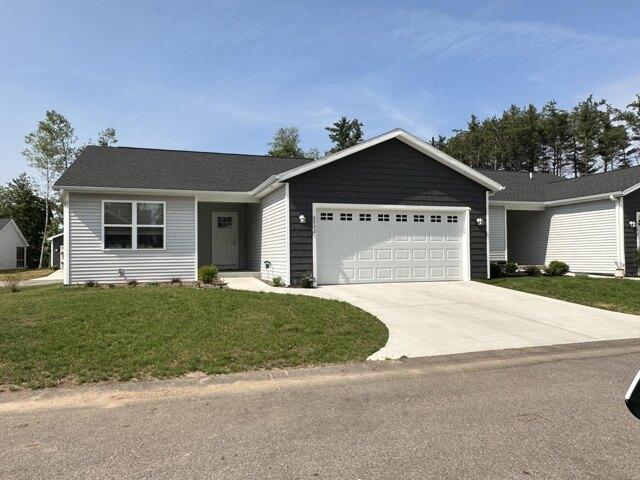 Lion Gate Dr, Portage, Condo For Sale