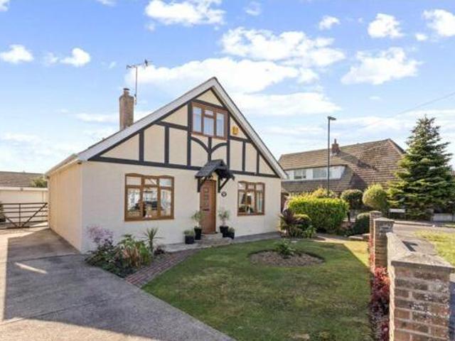 Lion Road, Pagham, 3 Bedroom Detached
