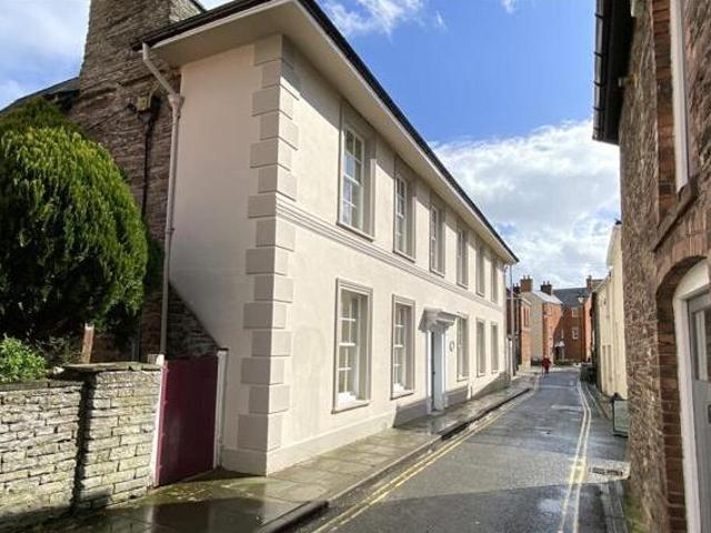 Lion Street, Brecon, 8 Bedroom Detached