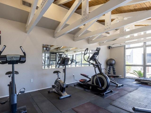Lion Tempe Apartments 2 Bedroom Apartment for Rent at 2525 S Mcclintock Dr, Tempe, AZ 85282