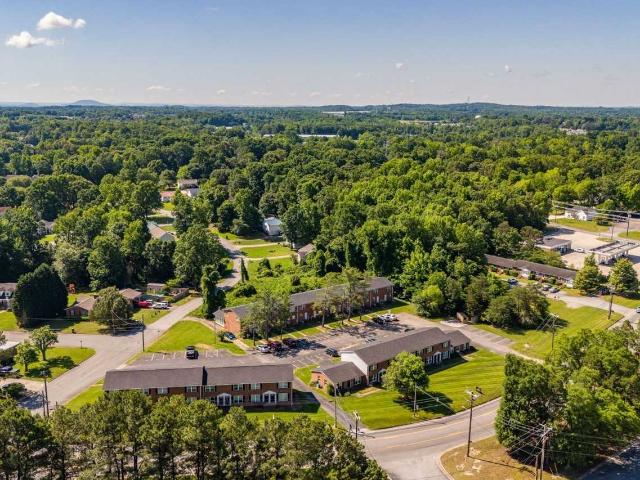 Lionchase Apartments 2 Bedroom Apartment for Rent at 1311 Blair St, Thomasville, NC 27360