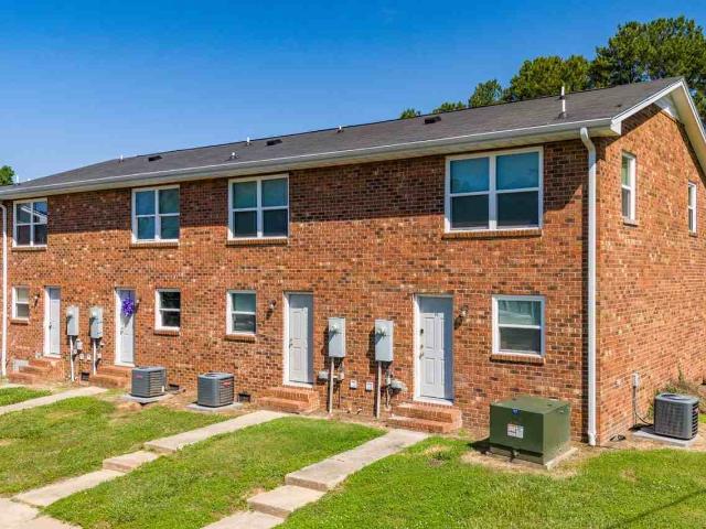 Lionchase Apartments 2 Bedroom Apartment for Rent at 1311 Blair St, Thomasville, NC 27360