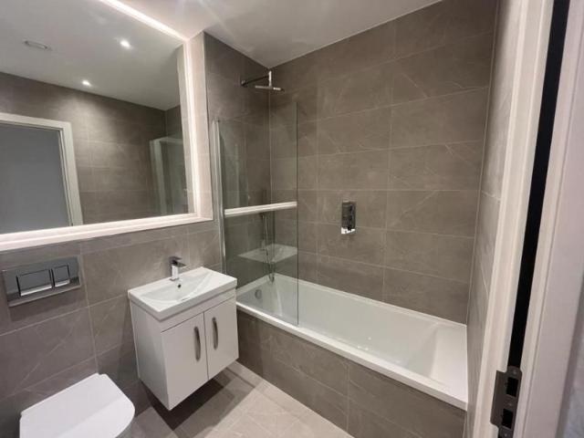 Liongate House, Guildford 1 bedroomProperty for lettings Seymours