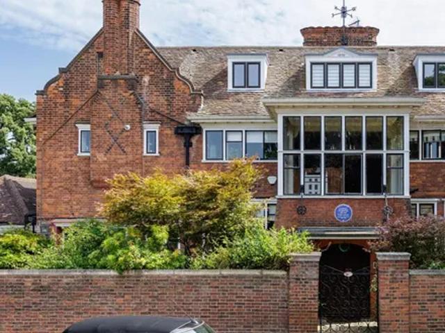 Lionel Tertis, 42 Marryat Road, London, SW19 5BE, United Kingdom | 4 bed apartment for rent #166420120 | Rentberry