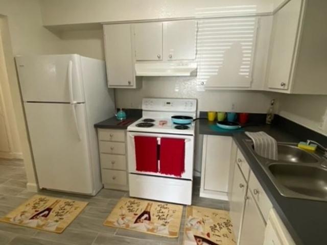 Lions Court Apartments: 1200 Thompson Road 2 Bedroom Apartment for Rent at 1200 Lions Court Apartments: 1200 Thompson Road, Wichita Falls, TX 76301