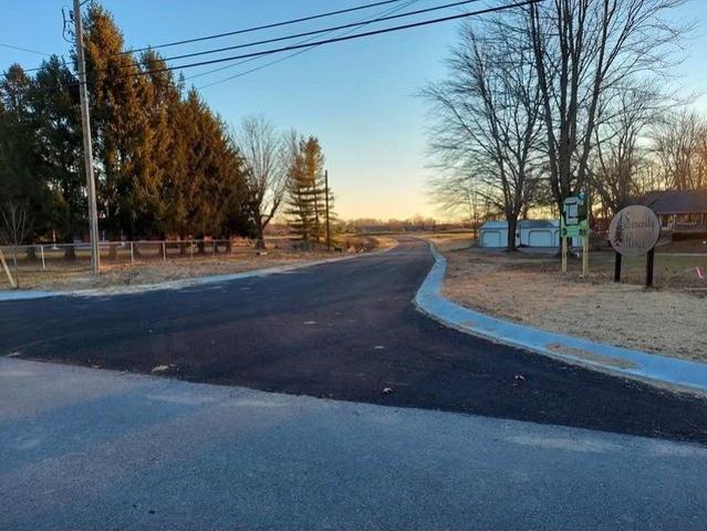 Liana Dr, Dillsboro, IN 47018