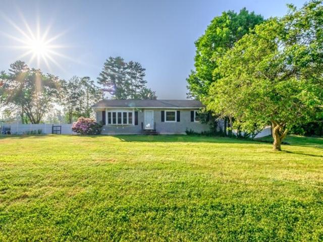 Libby Dr, Buxton, Home For Sale