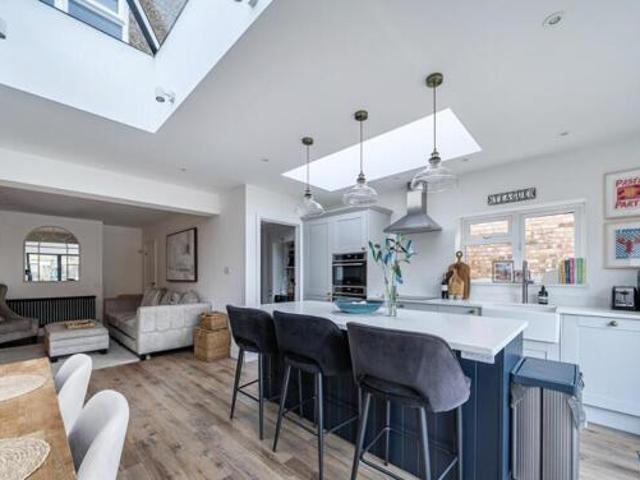 Liberty Lane, Addlestone, 3 Bedroom Detached