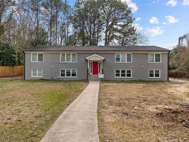 Liberty Point Apartments 2 Bedroom Apartment for Rent at 1301 King Ave, Spring Lake, NC 28390 Pine Forest