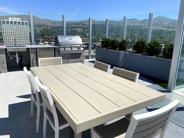 Liberty Sky 1 Bedroom Apartment for Rent at 151 S State St, Salt Lake City, UT 84111 Central City
