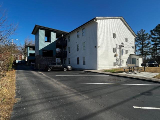 Liberty View Apartments 2 Bedroom Apartment for Rent at 1800 Liberty St, Knoxville, TN 37921