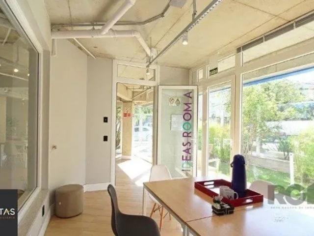 LIBERTAS IMOBILIÁRIA ALUGA, Loja comercial com 190m²/santa Cecilia