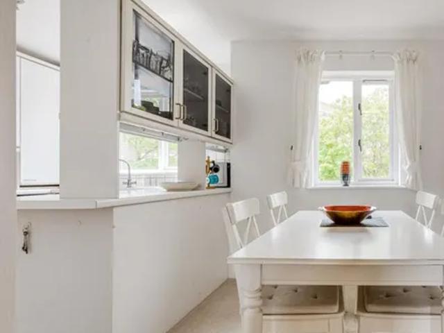 Lichfield Gardens, London, TW9 1AP, United Kingdom | 2 bed house for rent #167546991 | Rentberry