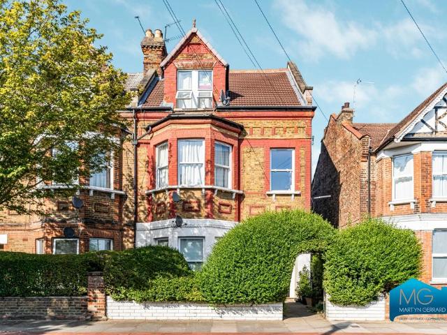 Lichfield Grove, Finchley, N3 2 bed apartment to rent £2,350 pcm £542 pw