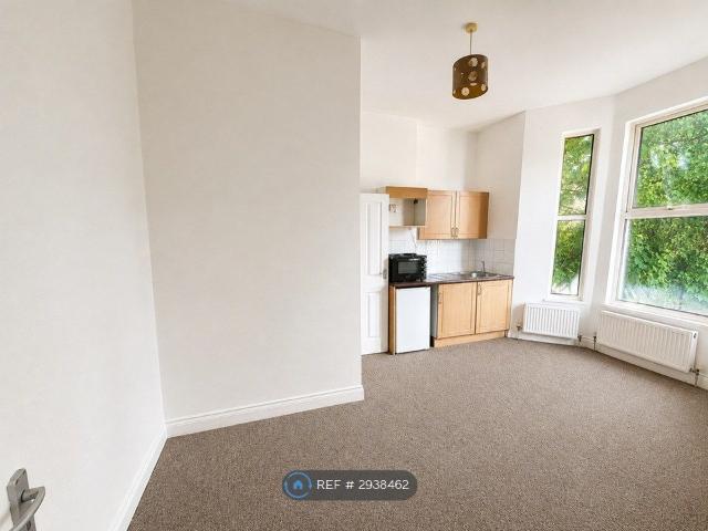 Lichfield Grove, London N3, Studio to rent, £1,050 pcm | PrimeLocation