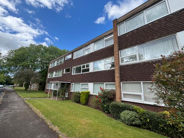 Lichfield Road Green Gables, Sutton Coldfield B74, 2 bed flat to rent, £1,100 pcm | PrimeLocation