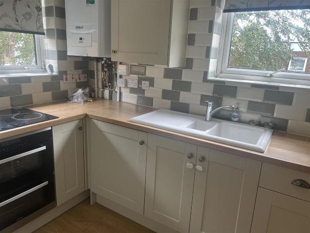 Lichfield Road, Rushall, Walsall WS4, 2 bed flat to rent, £850 pcm | PrimeLocation
