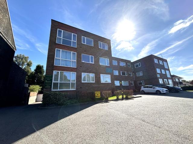 Lichfield Road, Shelfield, Walsall, West Midlands WS4, 2 bed flat to rent, £800 pcm | PrimeLocation