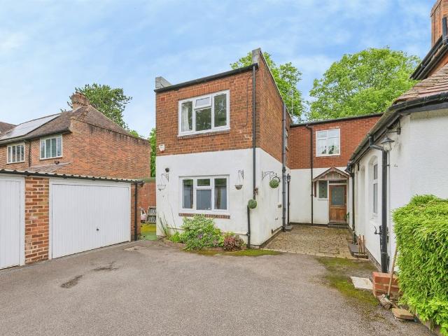 Lichfield Road, Sutton Coldfield B74, 2 bed maisonette to rent, £1,200 pcm | PrimeLocation