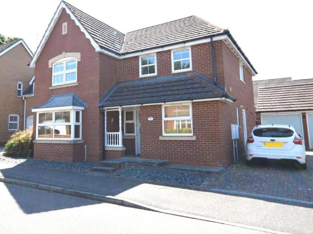 Liddington Way, Northampton 4 bed detached house to rent £1,995 pcm £460 pw