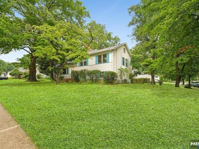 Lidgerwood Pkwy, Morristown, Home For Sale